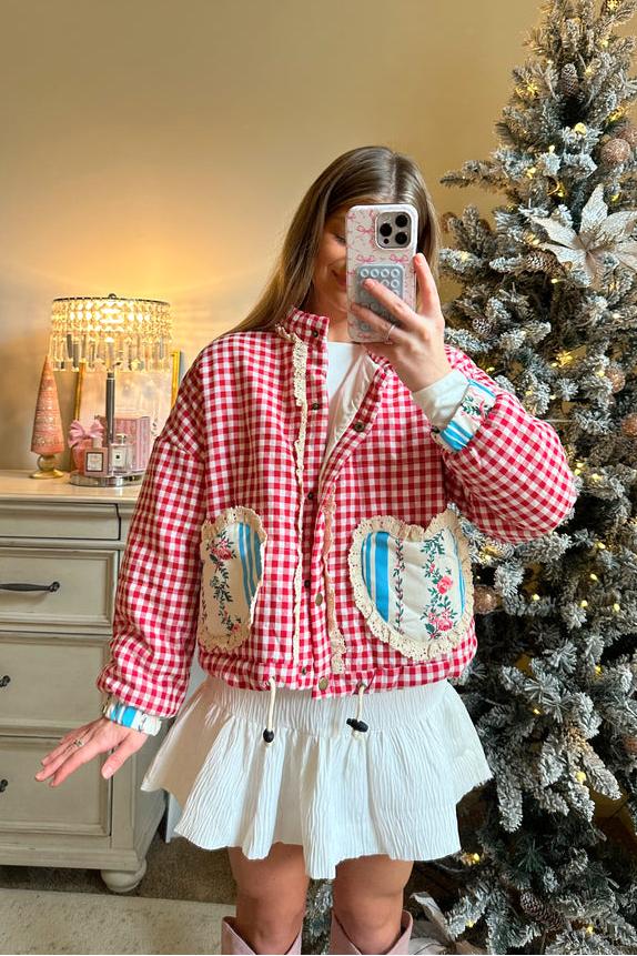Chaqueta con bolsillo de corazón rosa con cuadros – La Voire Moda