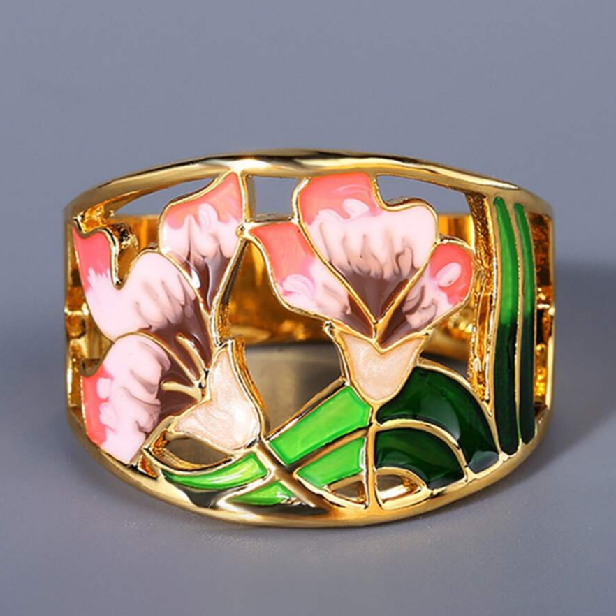 Anillo de Flor Esmaltada en Oro Vintage – La Voire Moda